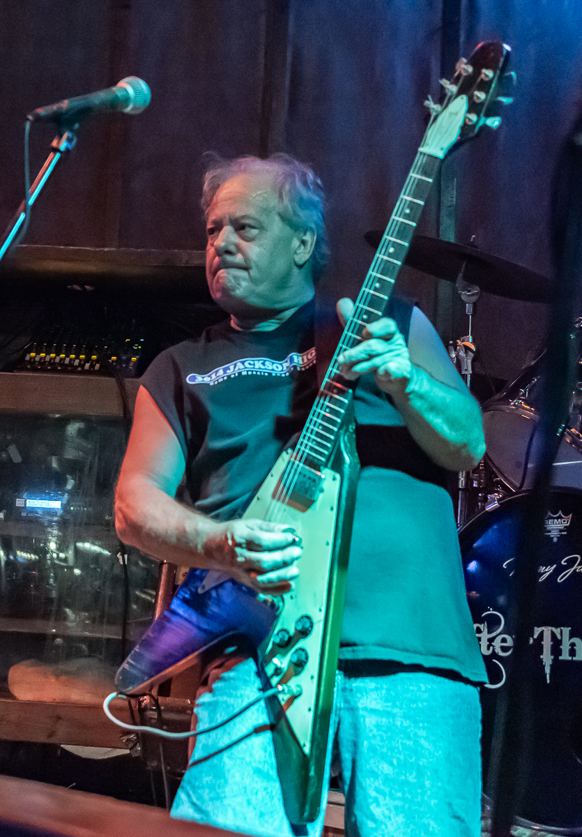 » Bo and His Flying-V